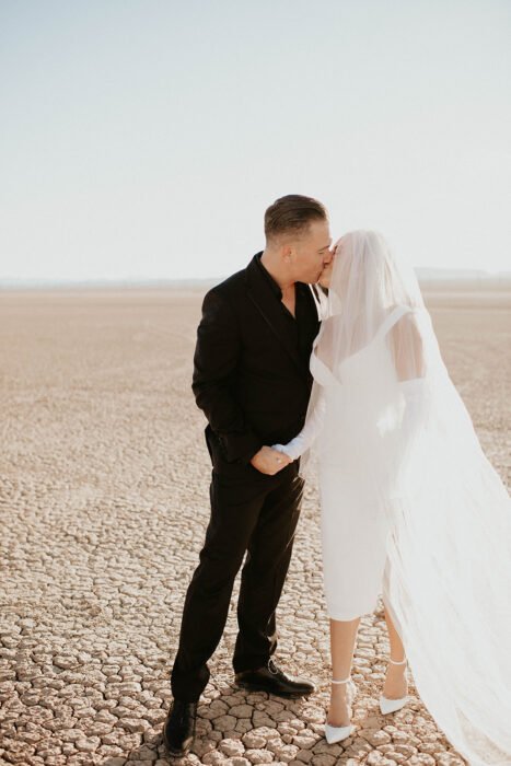Dominique & Nick Dry Lake Bed Elopement - Las Vegas Elopement ...