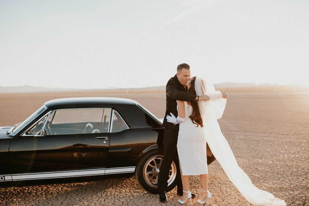 Dominique & Nick Dry Lake Bed Elopement - Las Vegas Elopement ...