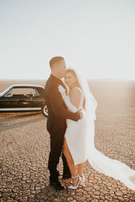 Dominique & Nick Dry Lake Bed Elopement - Las Vegas Elopement ...