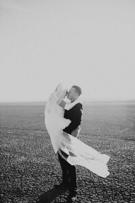 Dominique & Nick Dry Lake Bed Elopement - Las Vegas Elopement ...