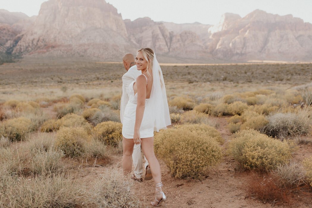 Renee & Tim Chapel and Red Rock - Las Vegas Elopement Photography ...