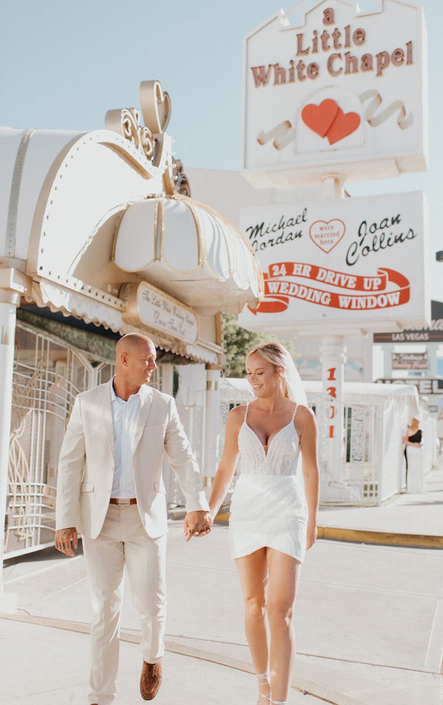 Renee & Tim Chapel and Red Rock - Las Vegas Elopement Photography ...
