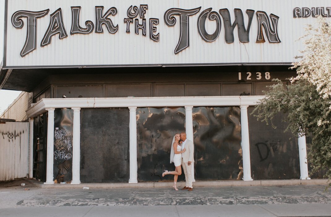 Renee & Tim Chapel and Red Rock - Las Vegas Elopement Photography ...