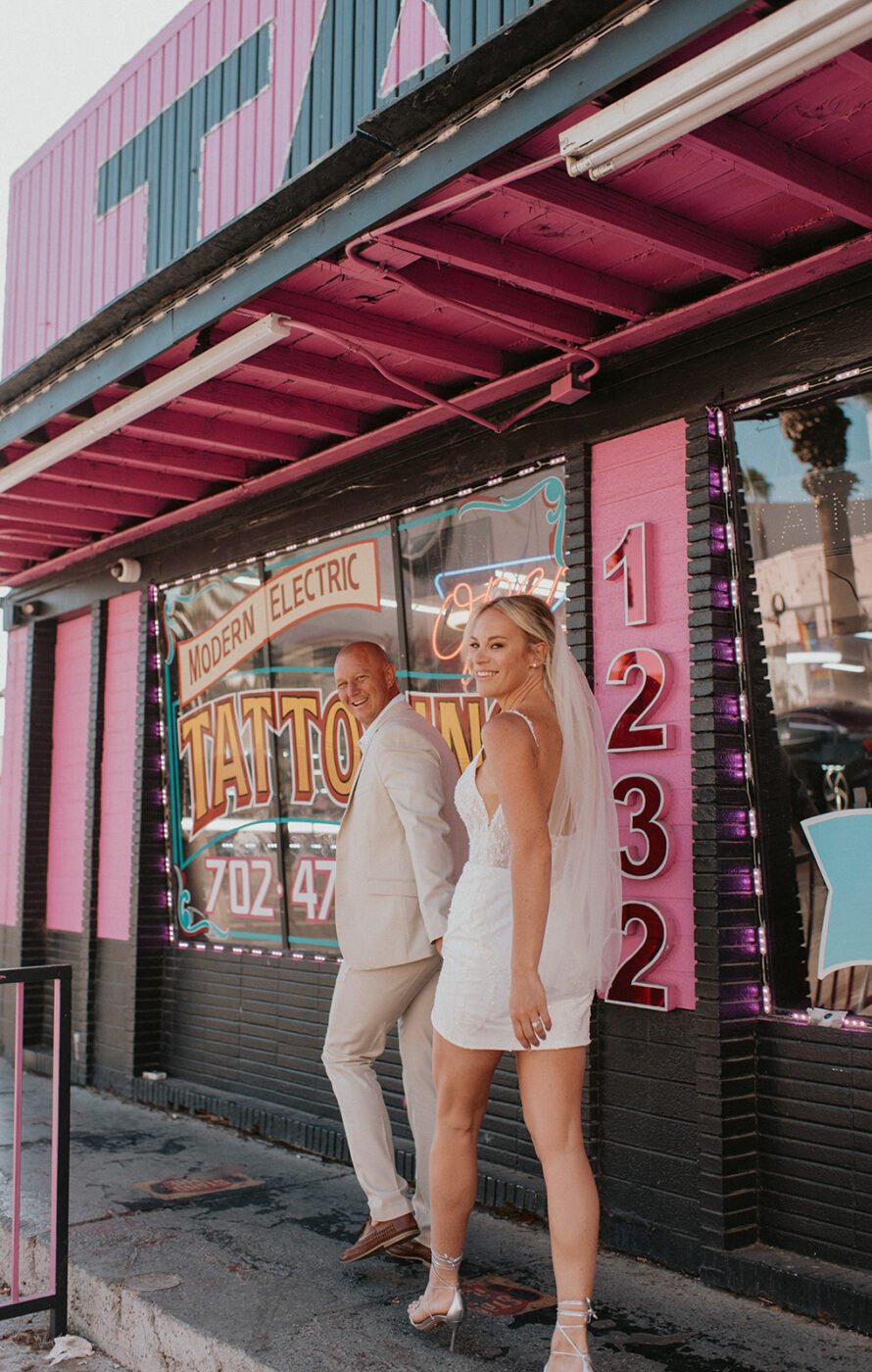 Renee & Tim Chapel and Red Rock - Las Vegas Elopement Photography ...