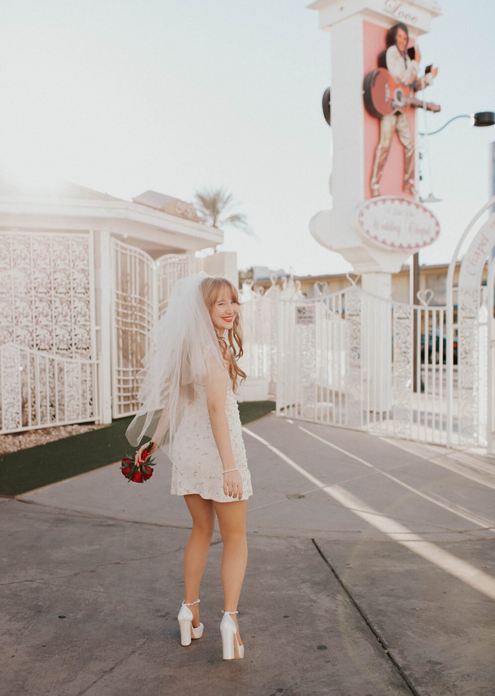 Jessica & Matt - Little White Chapel - Las Vegas Elopement Photography ...