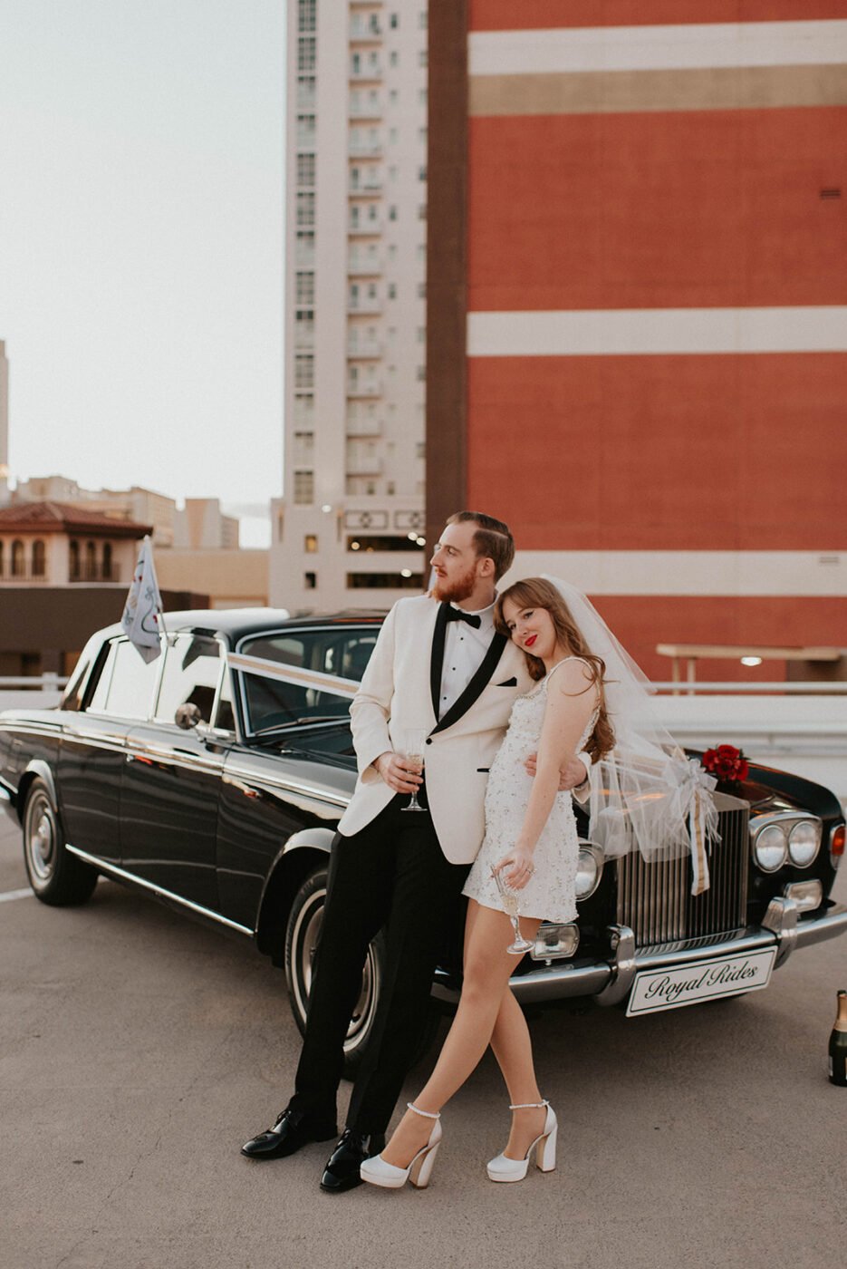 Jessica & Matt - Little White Chapel - Las Vegas Elopement Photography ...