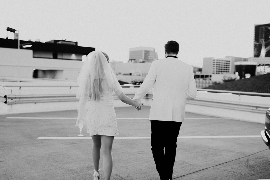 Jessica & Matt - Little White Chapel - Las Vegas Elopement Photography ...