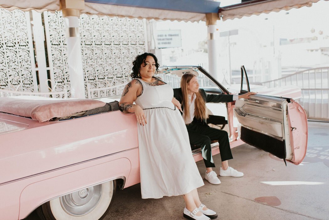 Joslyn & Drew - Little White Chapel - Las Vegas Elopement Photography ...