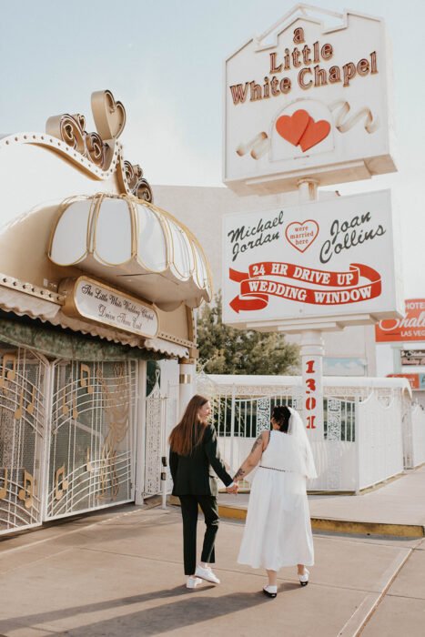 Joslyn & Drew - Little White Chapel - Las Vegas Elopement Photography ...
