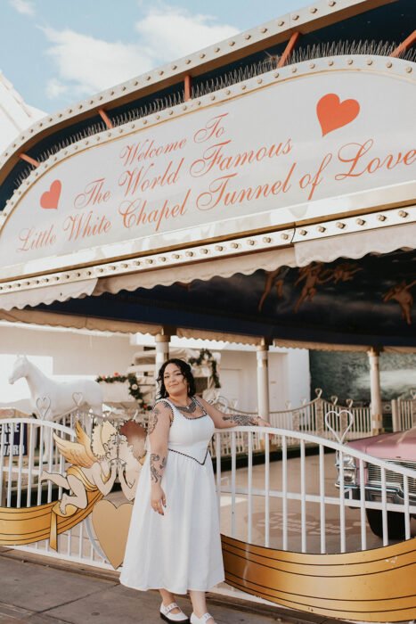 Joslyn & Drew - Little White Chapel - Las Vegas Elopement Photography ...