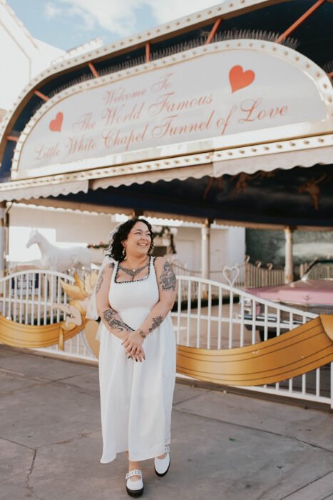 Joslyn & Drew - Little White Chapel - Las Vegas Elopement Photography ...