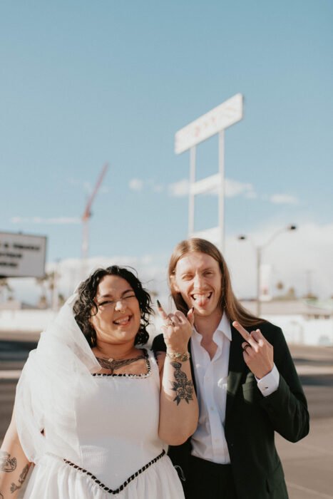 Joslyn & Drew - Little White Chapel - Las Vegas Elopement Photography ...